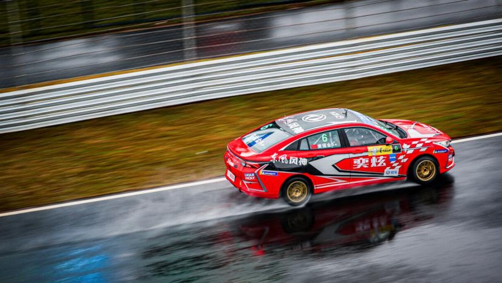 “奕”往无前－记东风风神车队2019 CTCC中国杯冠军征程-企业新闻-东风汽车集团有限公司